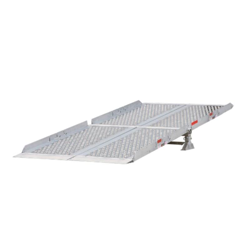 HD Ramps Aluminum Modular Yard Ramp 25,000 lb Capacity — AccessDivision